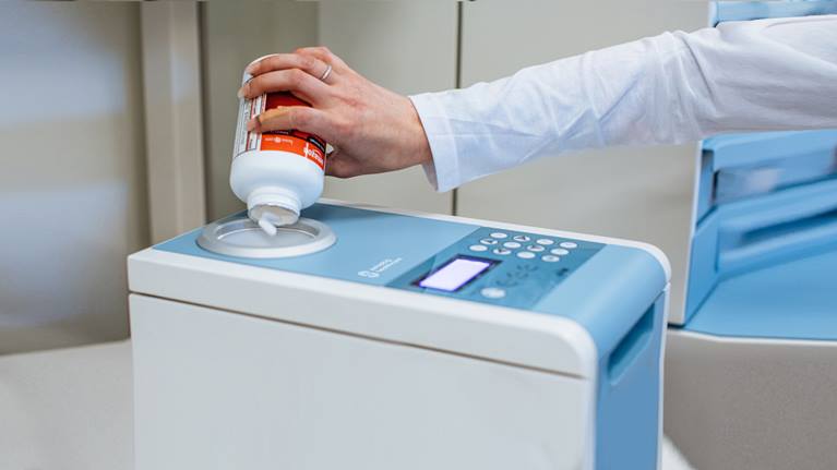 ezCUT Automated Tablet Cutter - Swisslog Healthcare